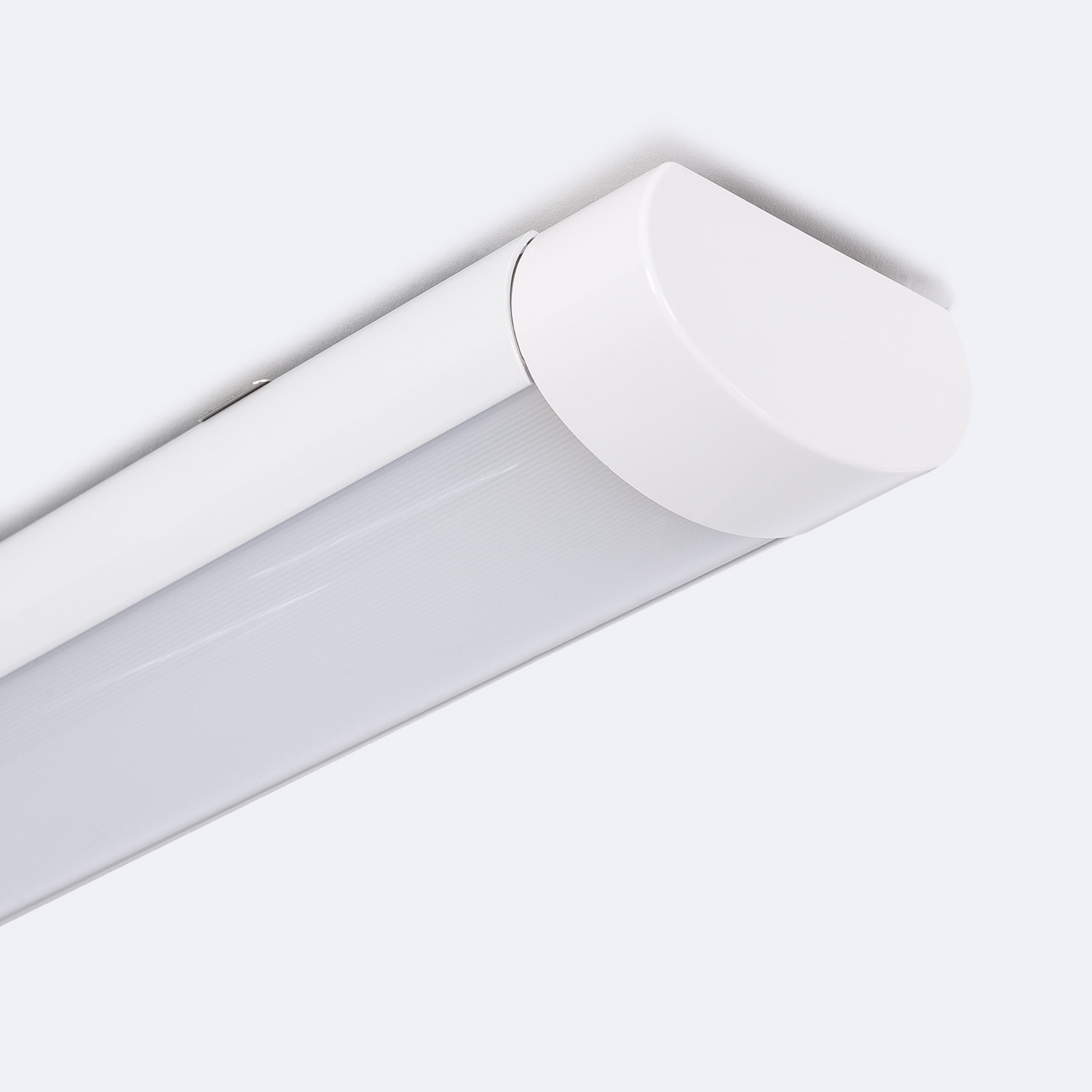 Réglette LED 60cm 20W Slim - Ledkia