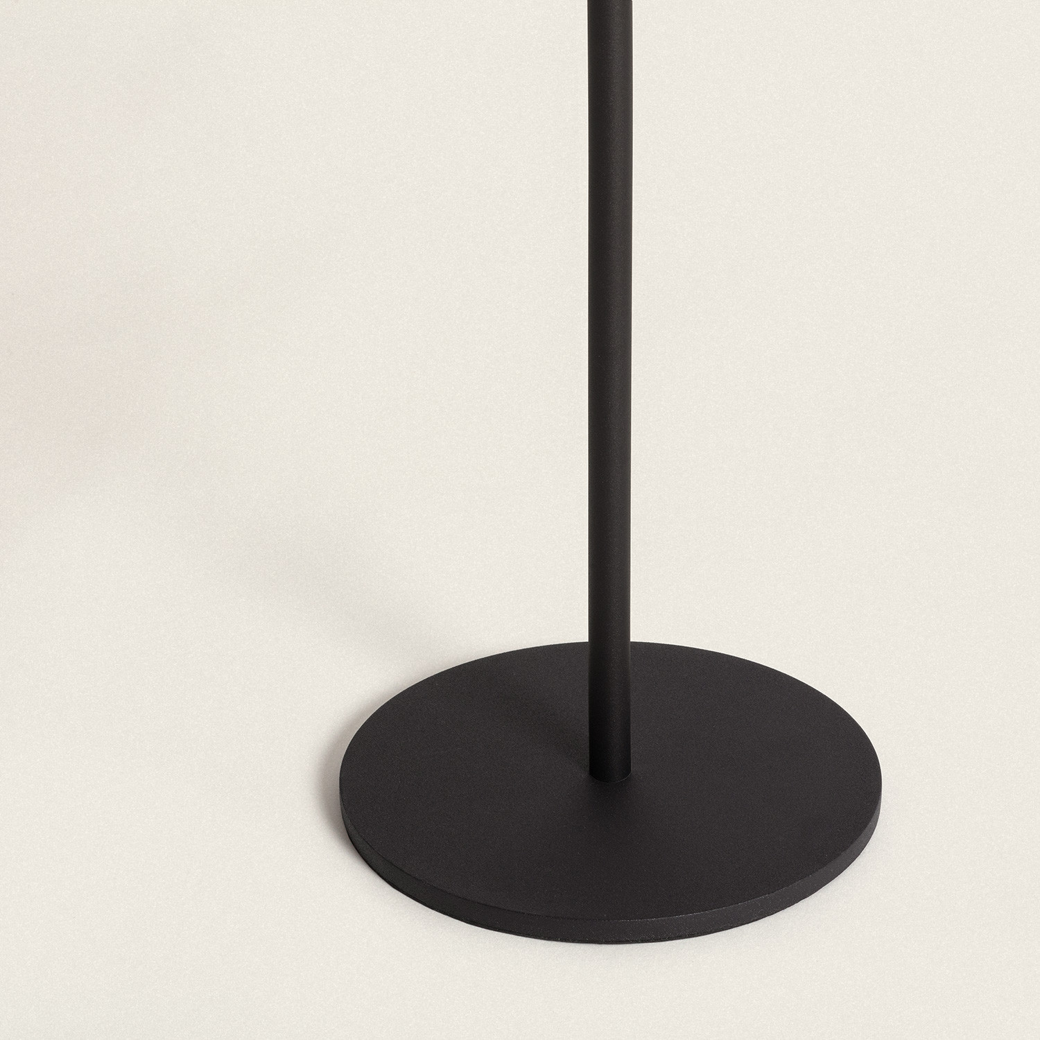 3W Kivuli Outdoor USB Rechargeable Battery Portable LED Floor Lamp - Ledkia